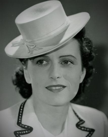 Dansk Film & Teater - Beatrice Bonnesen